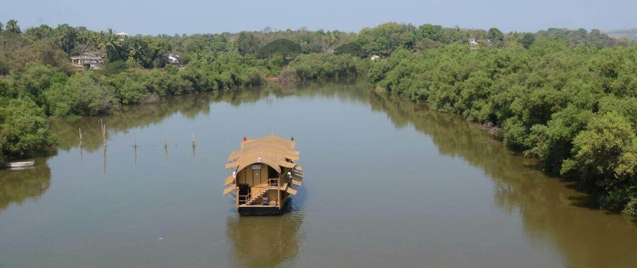 Backwater Cruise – Make My Goa Tour